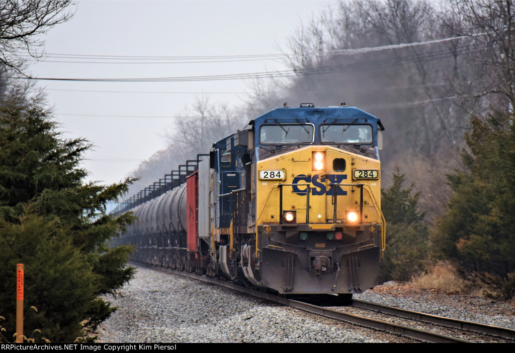 CSX 284 K623 Ethanol Empties
